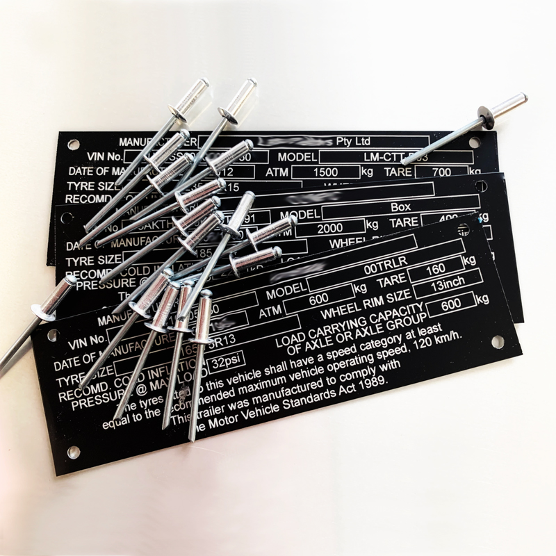 Durablack - Engraving Crew