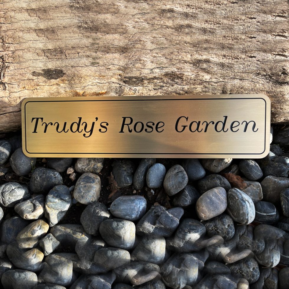 Engraved Brass Plaques - Engraving Crew